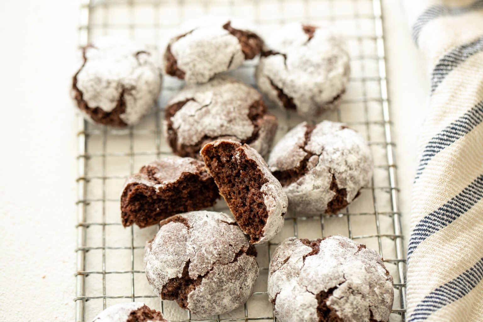 CHOCOLATE AMARETTI COOKIES - Gluten Free From Home